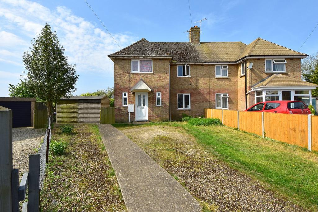 Plowden Close, Aston le Walls NN11 3 bed semi-detached house for sale ...