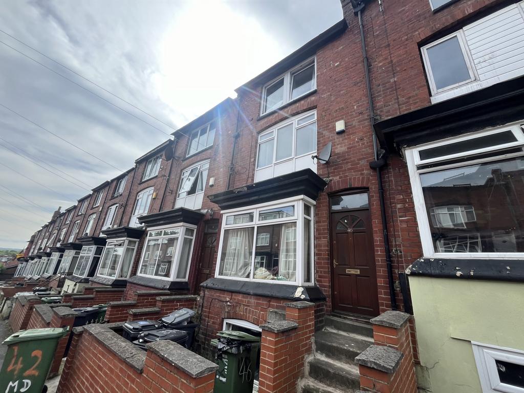Manor Drive, Headingley, Leeds, West Yorkshire, LS6 4 bed terraced ...