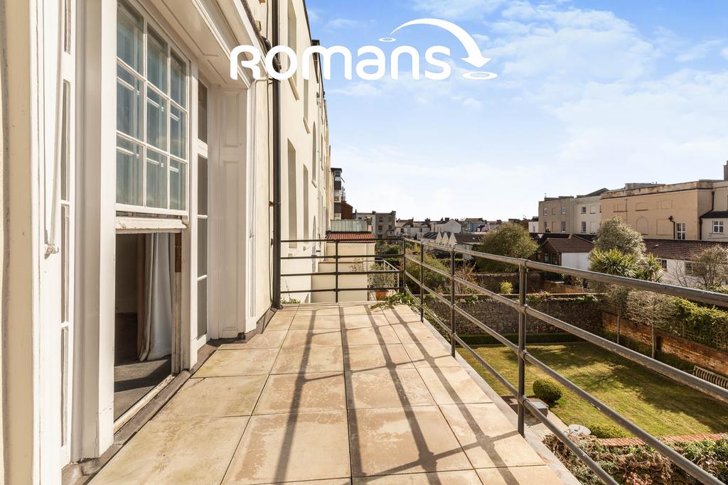 Rodney Place, Clifton 2 bed flat - £1,750 pcm (£404 pw)