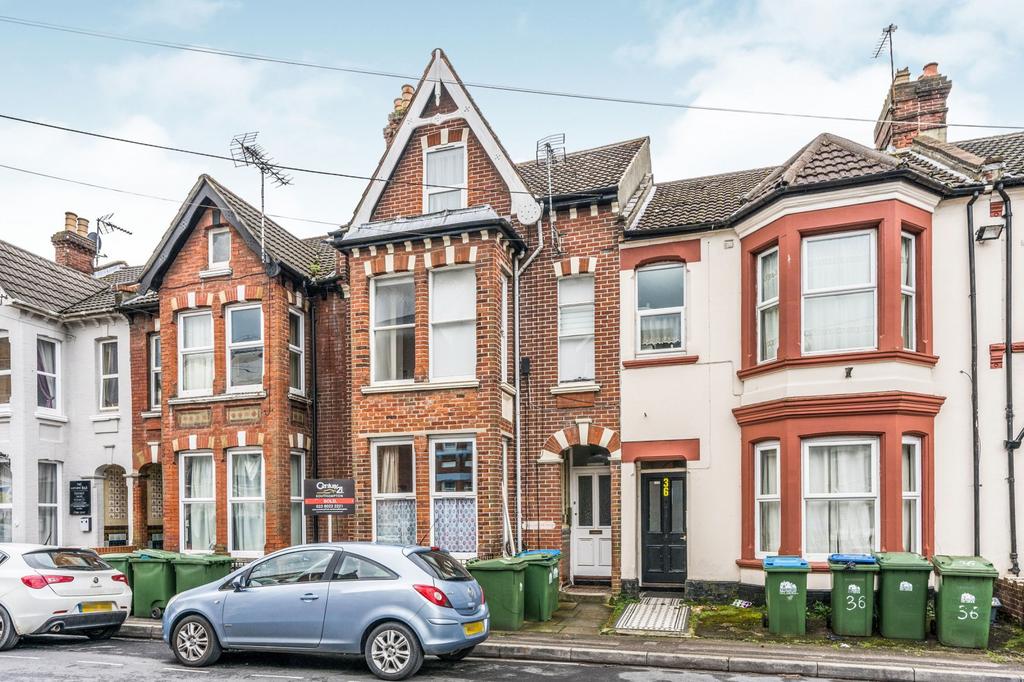 The Polygon, Southampton, SO15 Studio - £795 pcm (£183 pw)