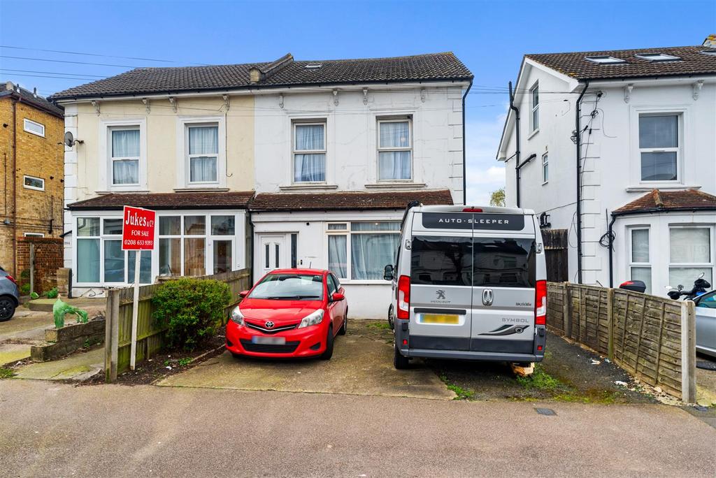 Birchanger Road, London 5 bed semi-detached house - £650,000
