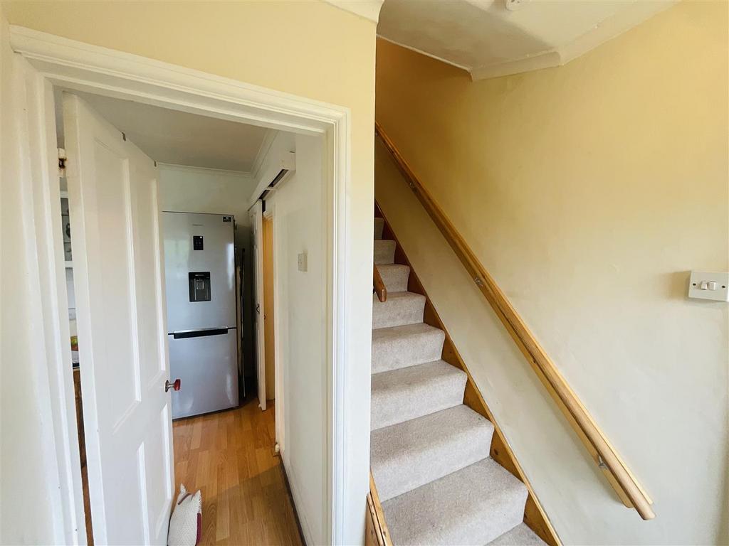 Heol Morfa, Llanelli 2 bed end of terrace house for sale - £120,000