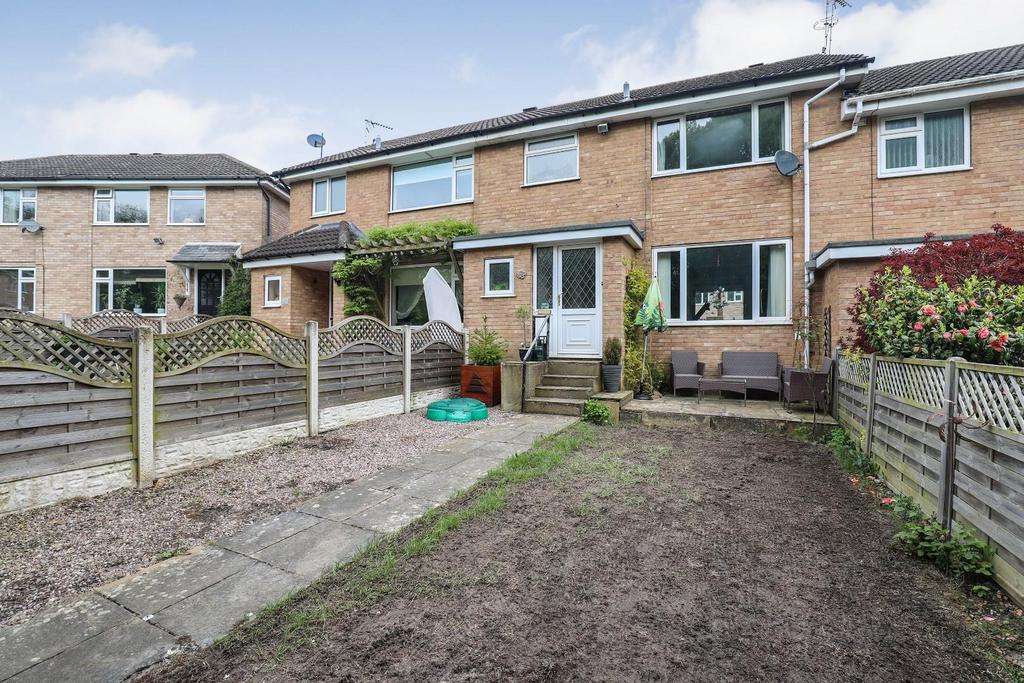 Exeter Crescent, Harrogate, HG3 2TF 3 bed terraced house - £220,000