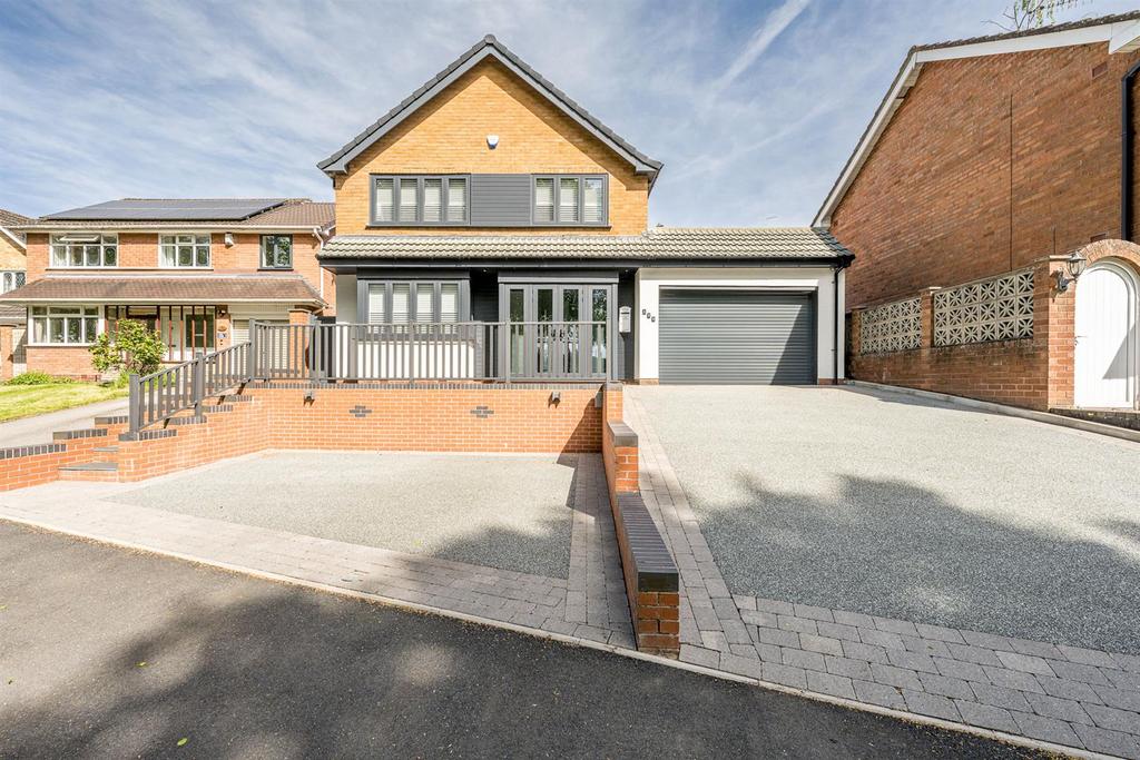 Lawnswood Road, Wordsley, DY8 5LW 3 bed detached house - £499,950