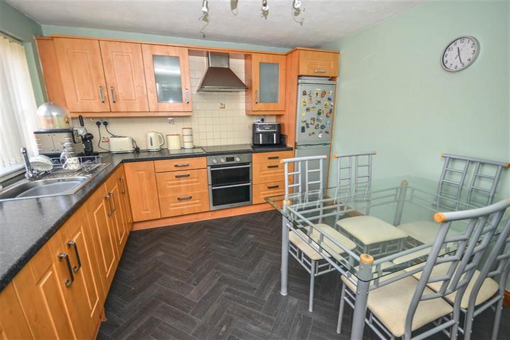 Afton Court, South Shields 3 bed terraced house - £125,000