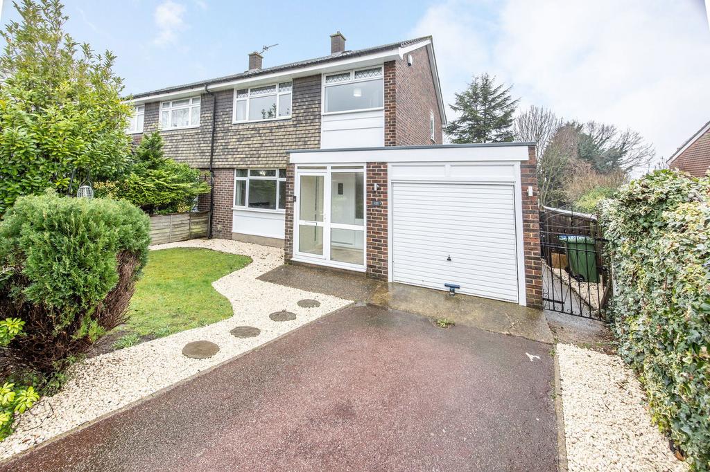 Northview, Swanley, BR8 7BE 3 bed semi-detached house - £425,000