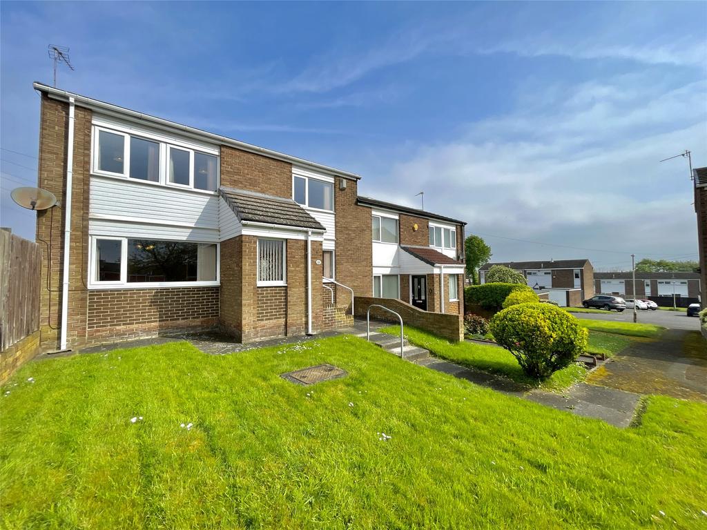 Woodburn, Gateshead, NE10 3 bed semi-detached house - £130,000