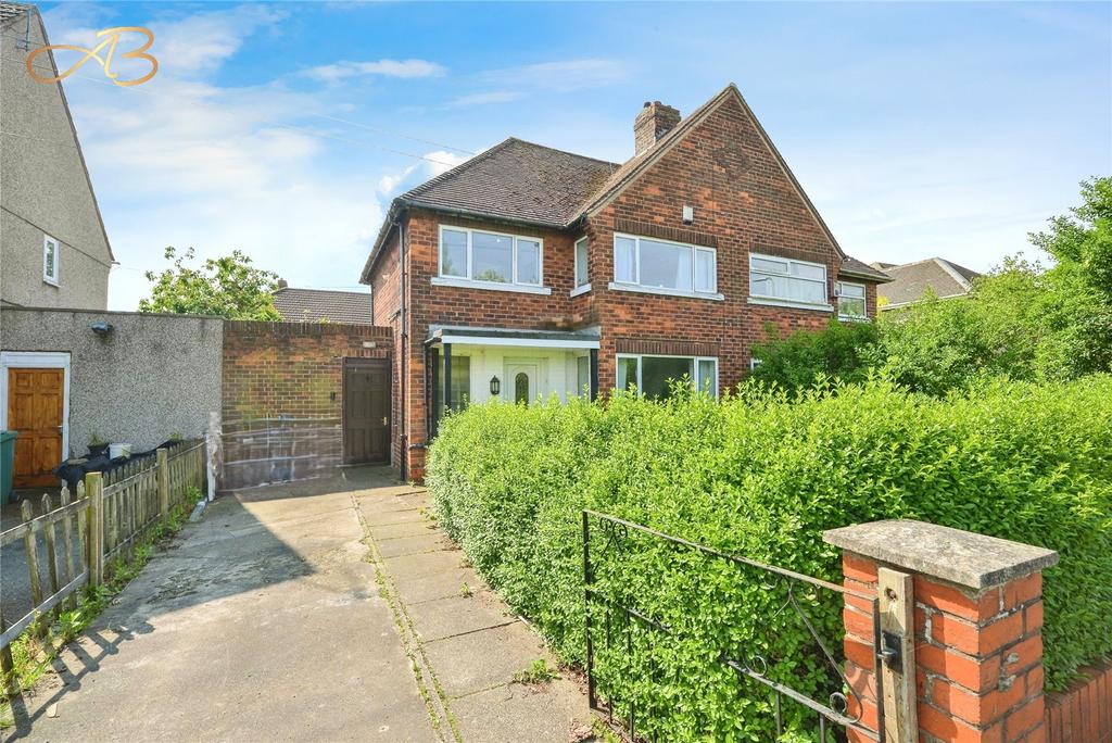 Redcar Road, Stockton-On-Tees TS17 2 bed semi-detached house - £90,000
