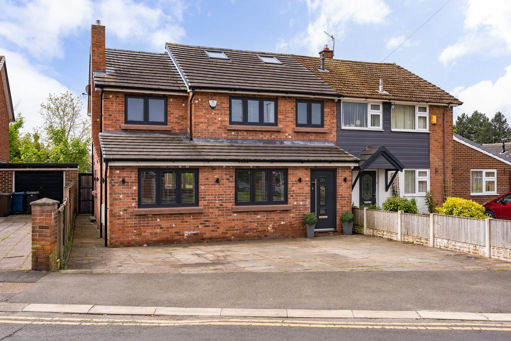 Moss Delph Lane, Ormskirk L39 4 bed semi-detached house for sale - £495,000