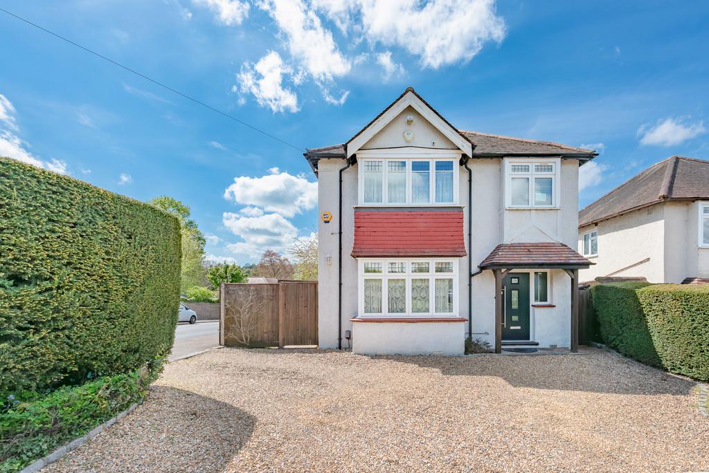 Purley Downs Road, Sanderstead CR2 4 bed detached house for sale - £775,000