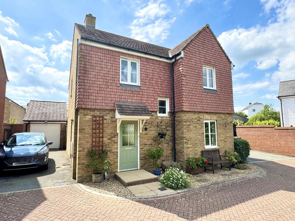 Jacobs Court, Kingsnorth 4 bed detached house for sale - £425,000