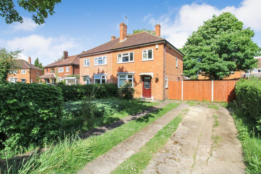Lodge Green Road, Corby NN17 3 bed semi-detached house - £220,000