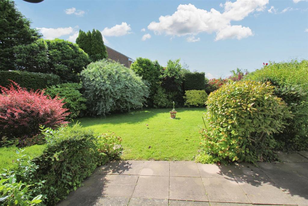 Lancaster Gardens, Aylsham, Norwich 2 bed detached bungalow for sale ...