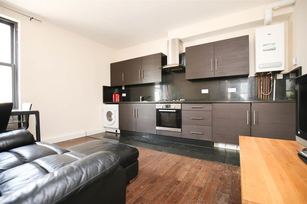 Leazes Arcade, City Centre NE1 2 bed apartment - £953 pcm (£220 pw)