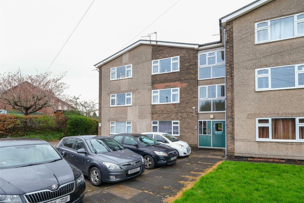 Manor Close, Lymm WA13 Studio - £85,000