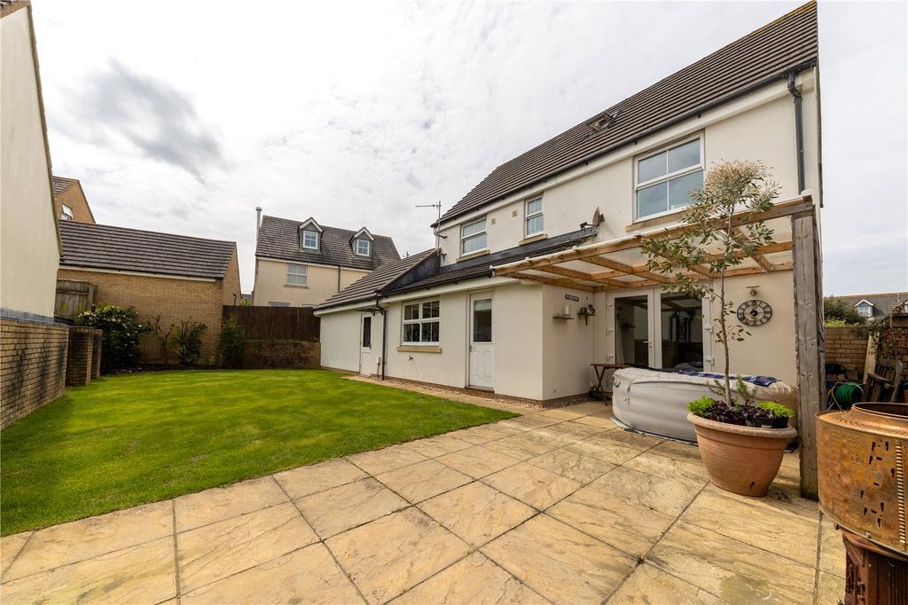 Bideford, Devon 5 bed detached house - £375,000