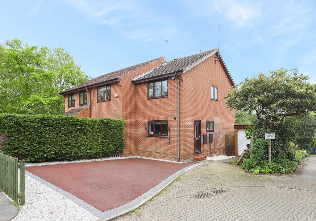 Ashwell Road, Sheffield S13 2 bed semi-detached house - £165,000