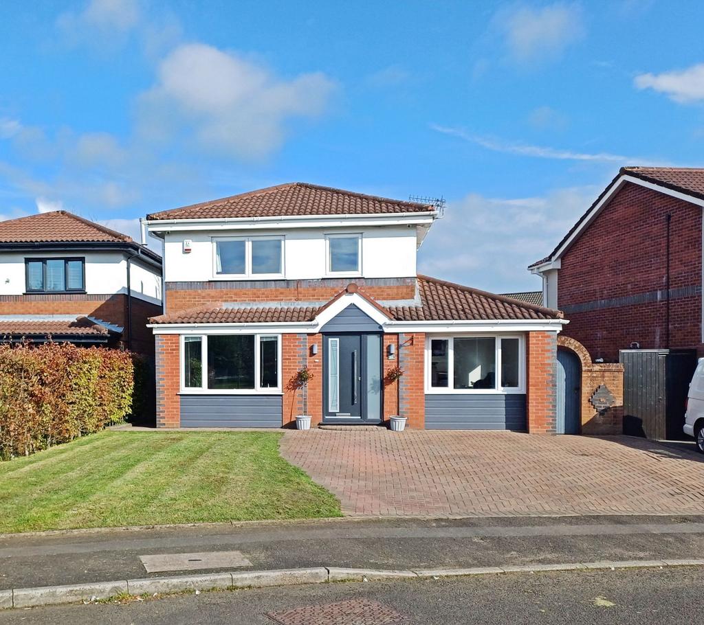 Parkway, Westhoughton, BL5 4 bed detached house - £415,000