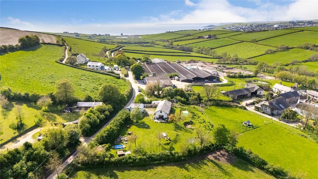 South Huish, Kingsbridge, Devon, TQ7 6 bed detached house - £795,000