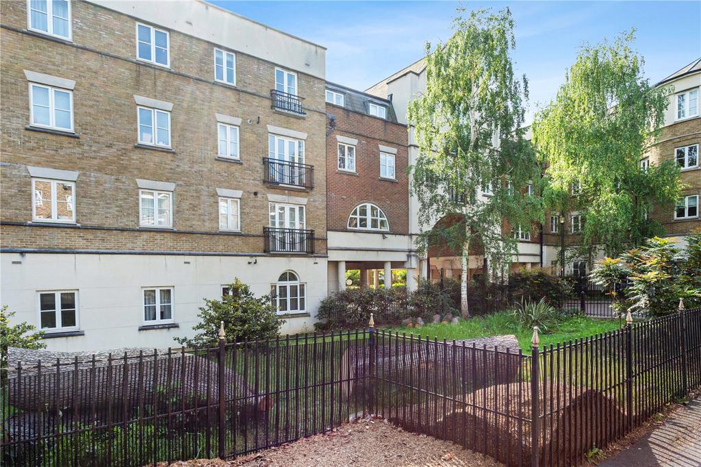 Dudley Mews, London, SW2 2 bed apartment - £475,000