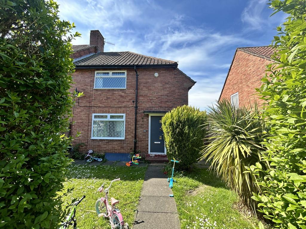 Moorfoot Gardens, Lobley Hill... 2 bed terraced house for sale - £100,000