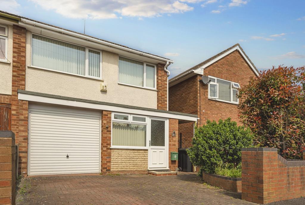 Worcester WR2 4 bed semi-detached house for sale - £225,000