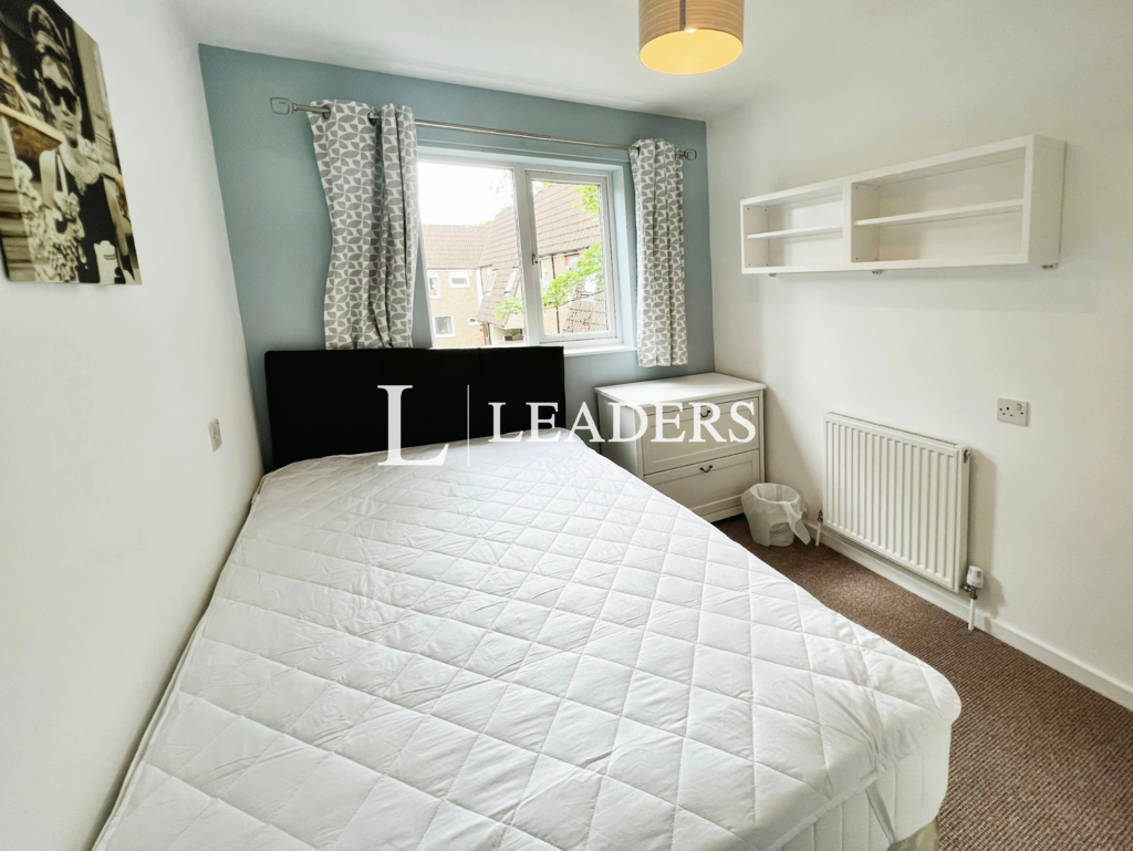 Room 4, Wheatdole, Orton Goldhay PE2 1 bed in a house share - £535 pcm ...