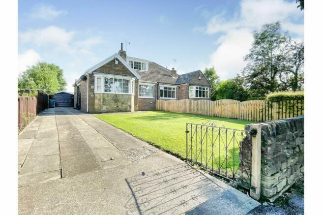 Thornton Road, Thornton Bradford BD13 3 bed semi-detached bungalow for ...