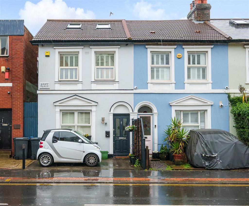 Portland Road, London 4 bed end of terrace house for sale - £535,000
