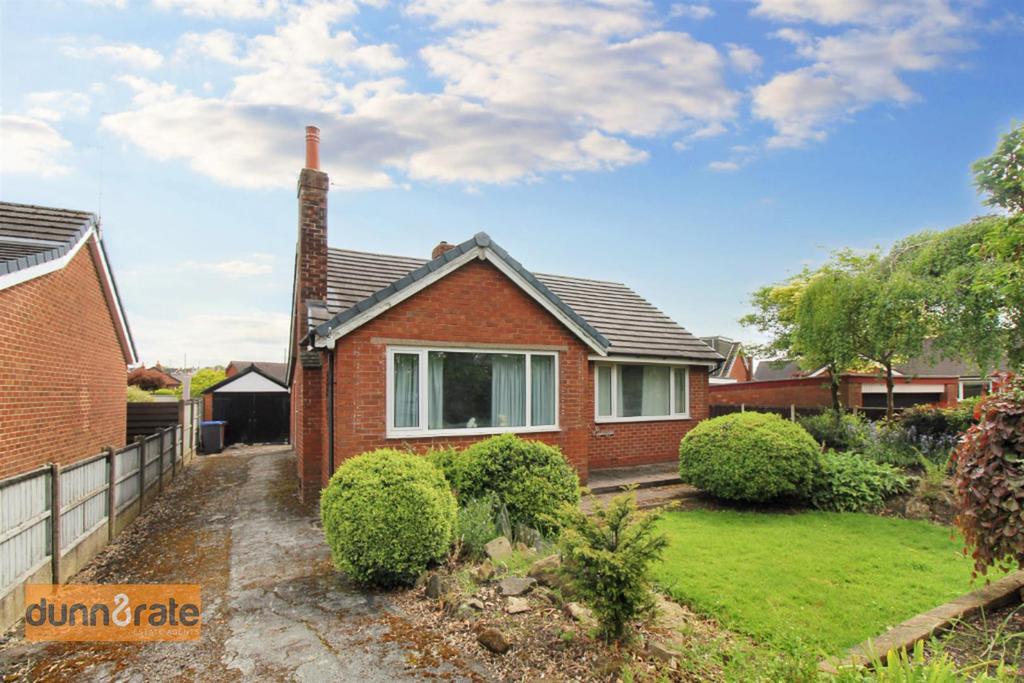 Orme Road, Stoke-On-Trent ST8 2 bed detached bungalow for sale - £199,950