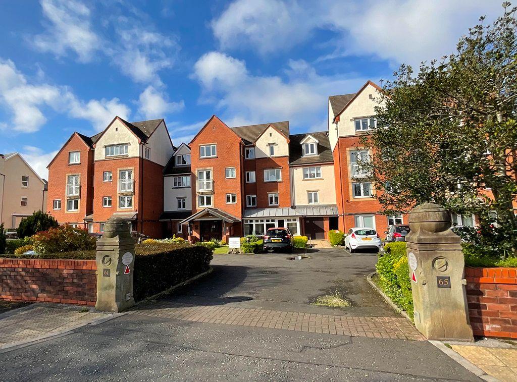 61 - 65 Cambridge Road, Southport PR9 2 bed retirement property - £95,000