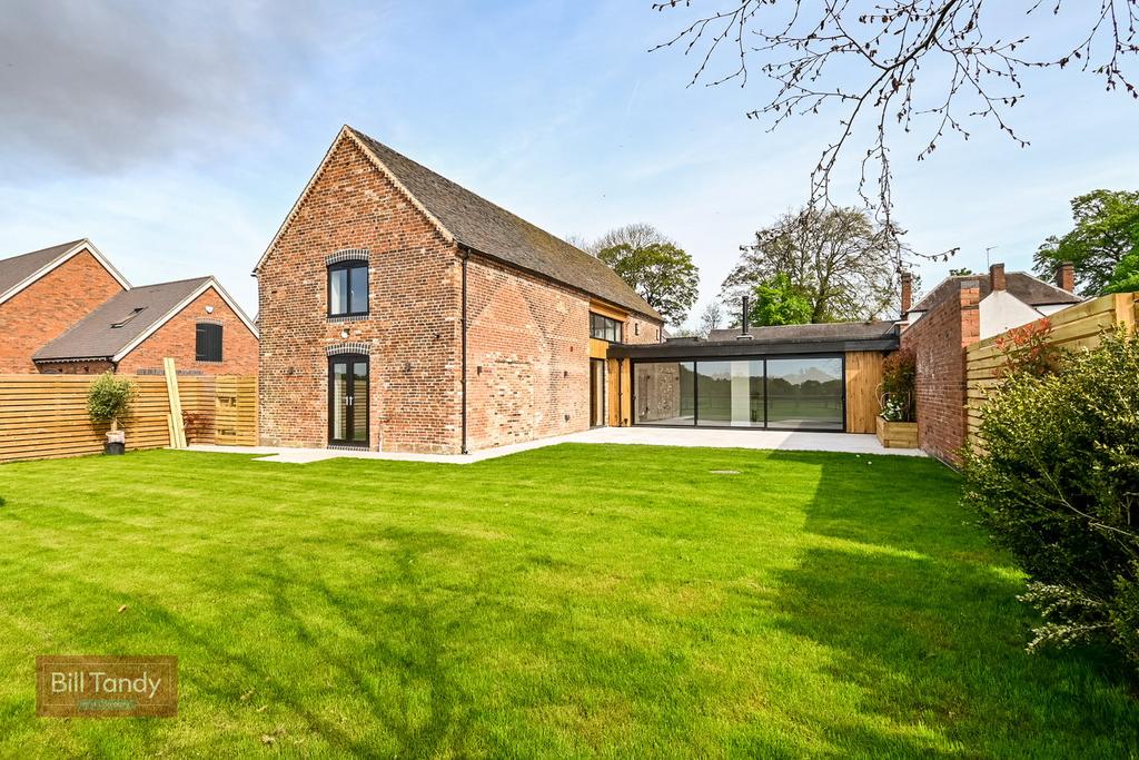 Lichfield Road, Edial, Burntwood, WS7 3 bed barn conversion for sale ...