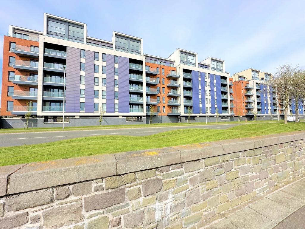 Riverside Drive, Dundee, DD1 2 bed flat - £1,500 pcm (£346 pw)