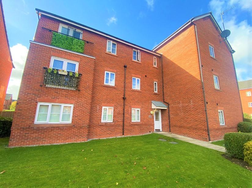 Charles Court, Prescot L34 2 bed flat for sale - £97,500