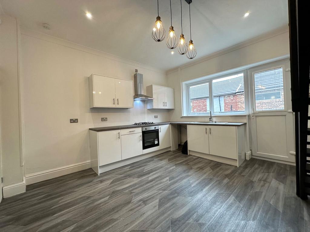 Norman Street, Hyde, SK14 1PW 2 bed terraced house - £190,000