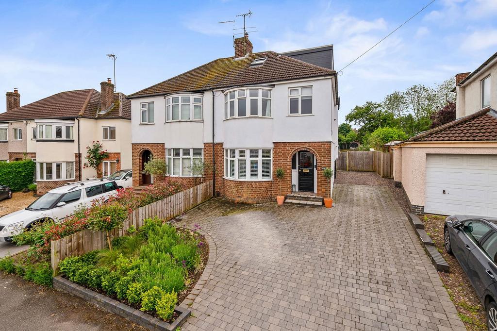 Bowhill, Kettering NN16 4 bed semi-detached house - £395,000