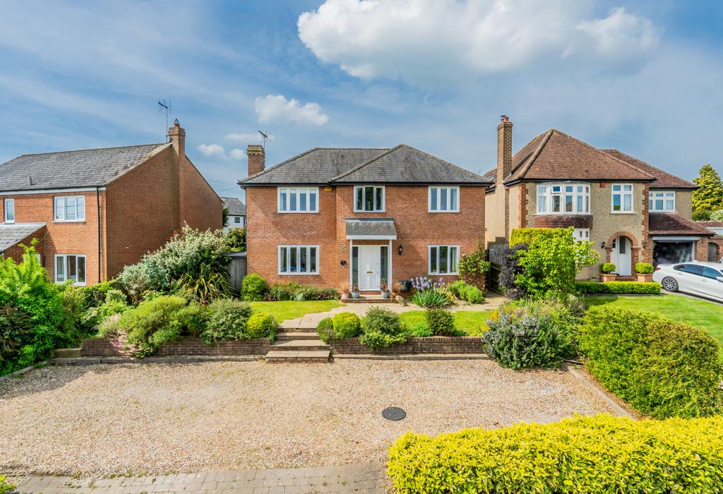 Stock Lane, Whaddon, Milton Keynes, Buckinghamshire MK17 4 bed detached ...