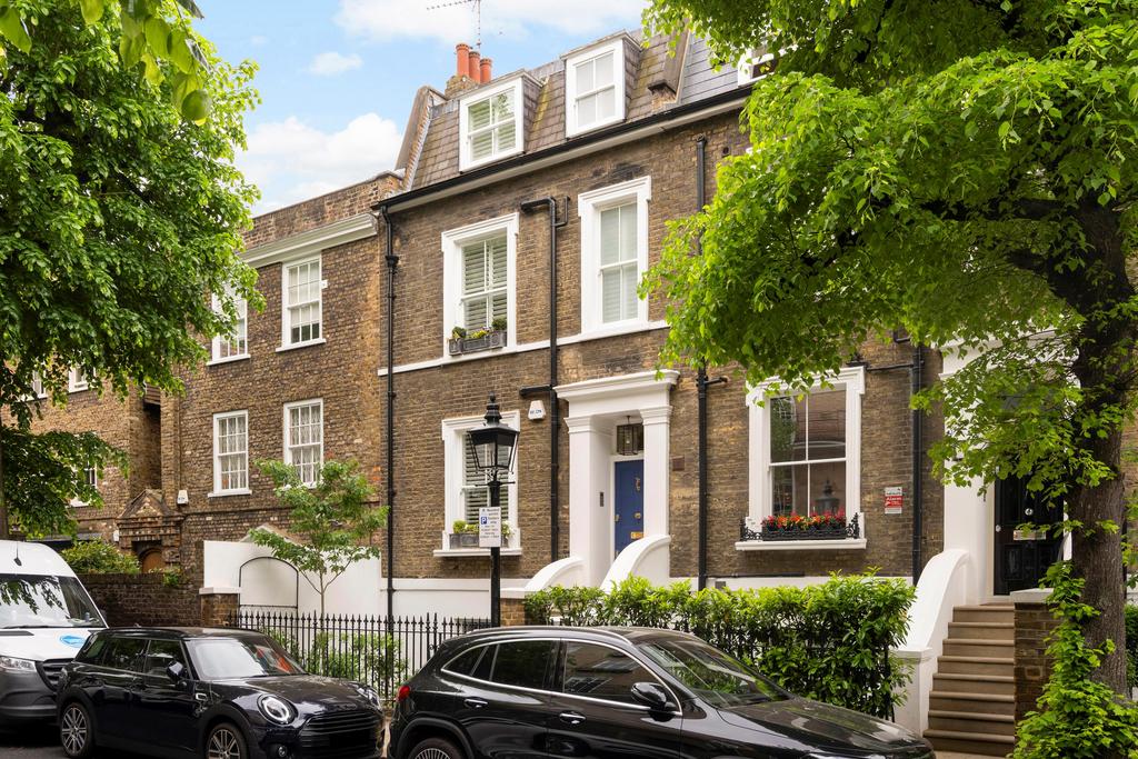 Clareville Grove, South Kensington SW7 3 bed terraced house - £4,600,000