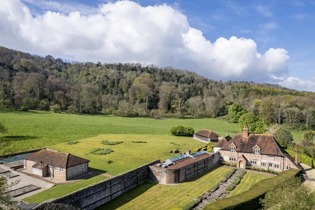 Graffham, Near Petworth, West Sussex 5 bed detached house for sale - £ ...