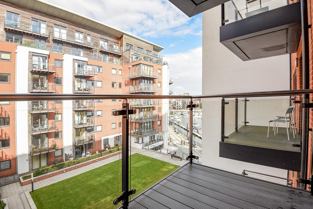 The Blake Building, Ocean Village 2 bed apartment - £1,575 pcm (£363 pw)
