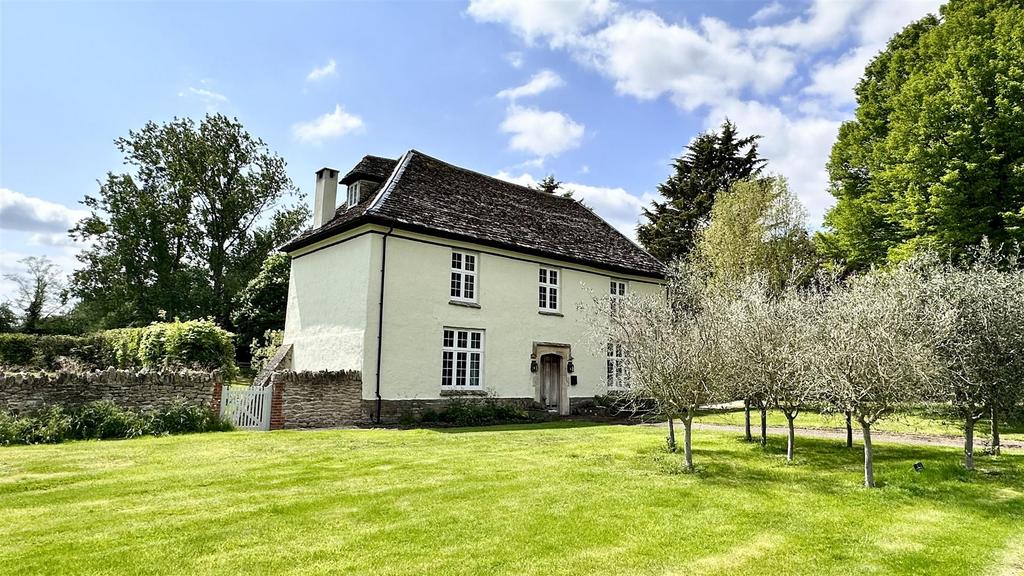 Hyde Road, Wantage OX12 3 bed detached house - £4,950 pcm (£1,142 pw)