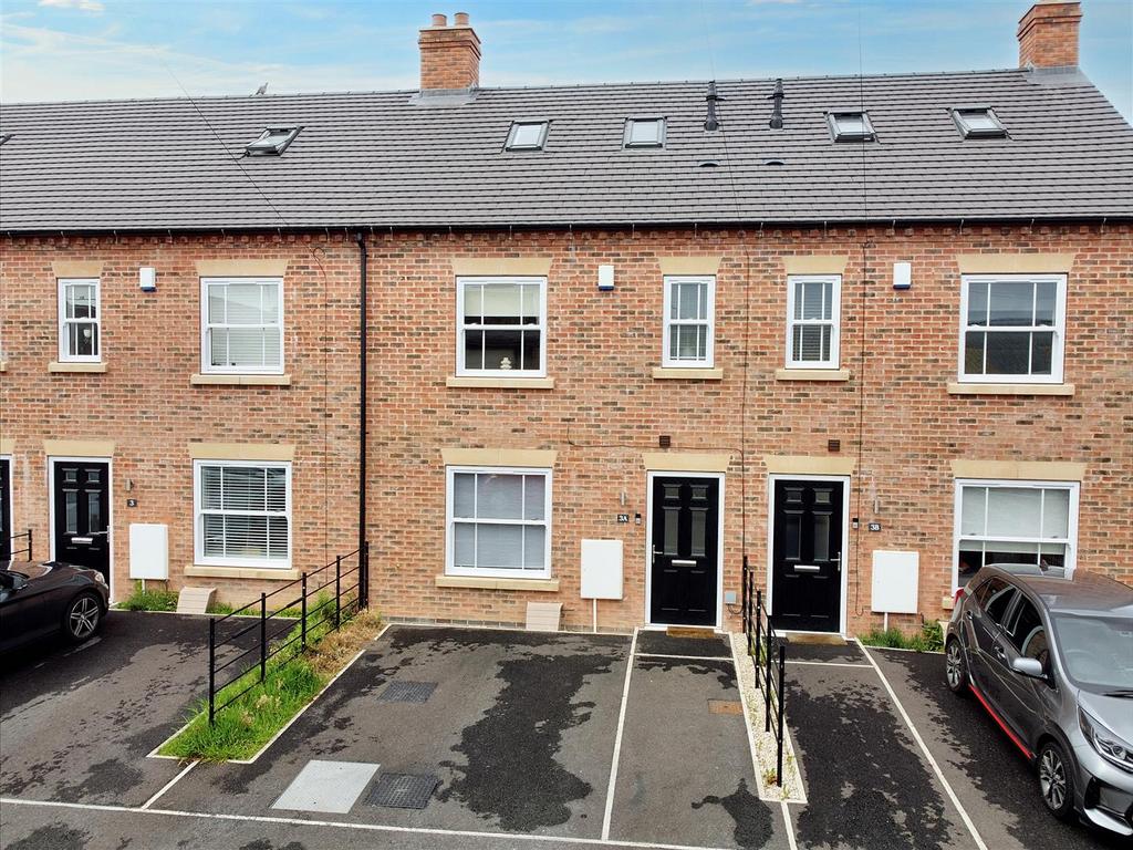 Highfield Street, Long Eaton 3 bed terraced house for sale - £250,000