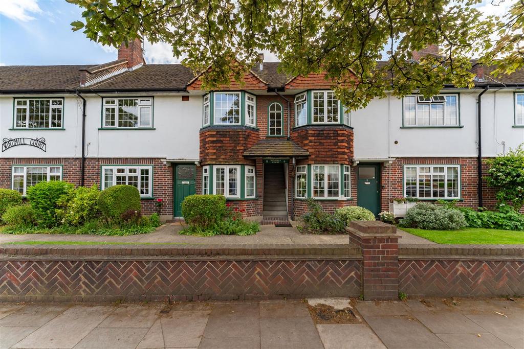 Windmill Road, Northfields 2 bed apartment - £450,000