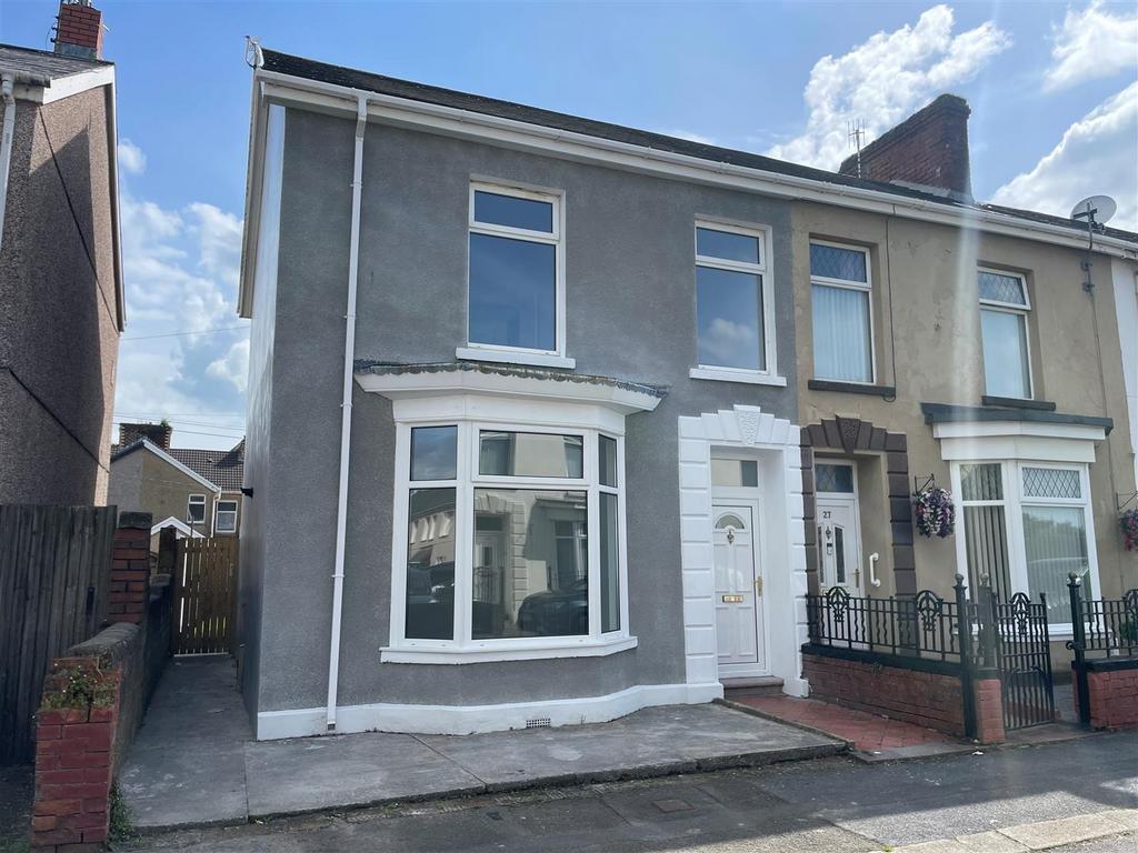 Marged Street, Llanelli 4 bed end of terrace house - £152,500