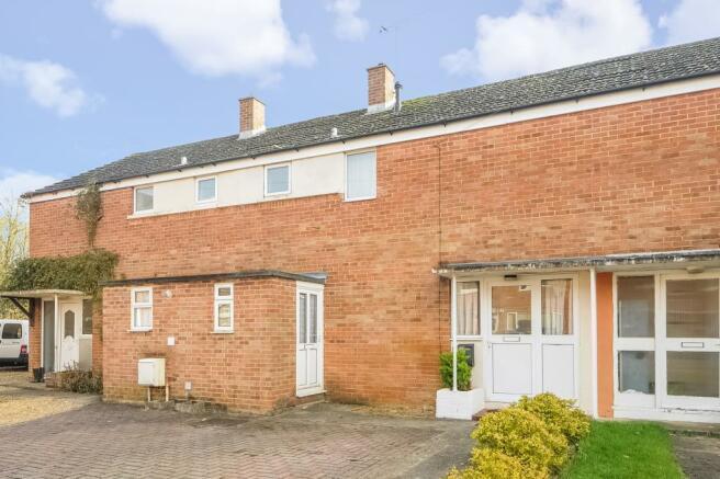 Caversfield, Bicester, Oxfordshire... 2 bed terraced house for sale - £ ...