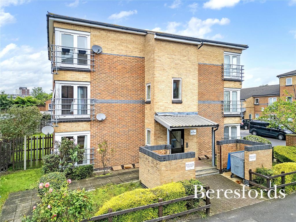 Jane Court, Victoria Road, RM1 1 bed apartment - £210,000