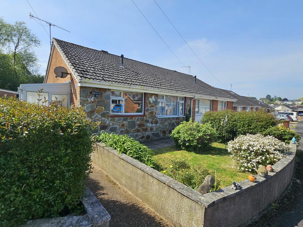 Harding Crescent, Tiverton, Devon, EX16 2 bed bungalow - £240,000