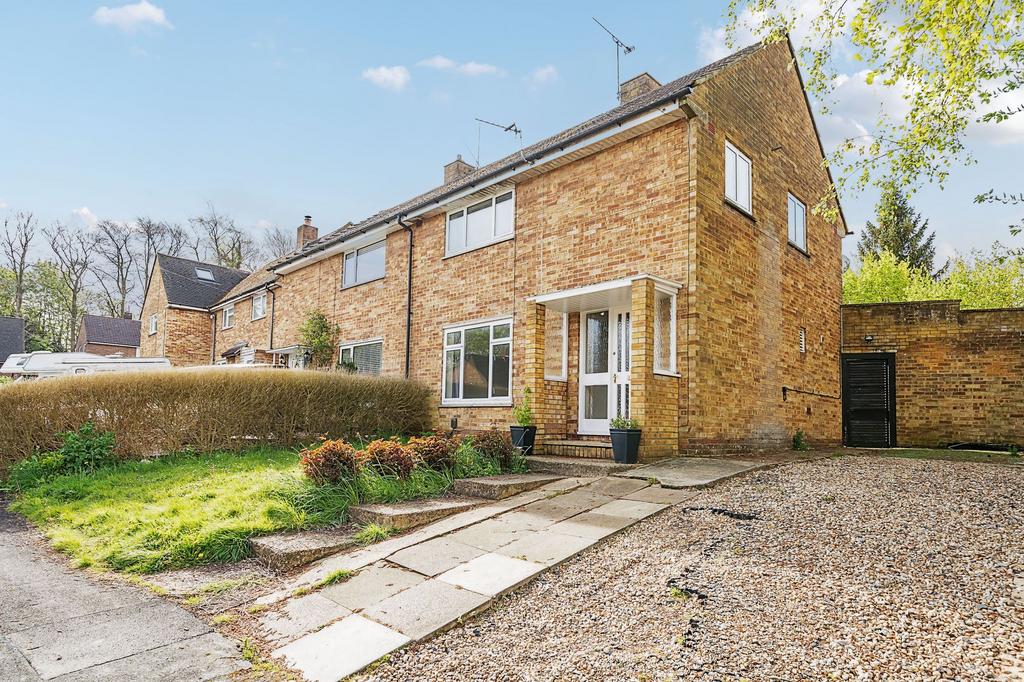 Warren Road, Winchester, SO23 3 bed semi-detached house for sale - £375,000