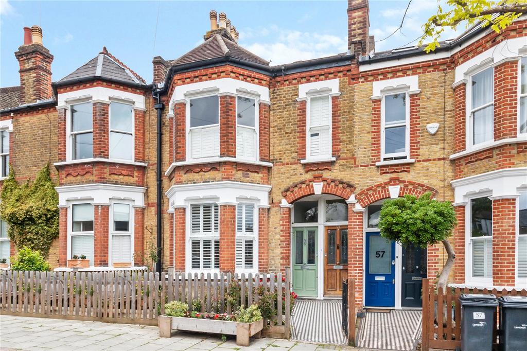 Thurlby Road, West Norwood, London, SE27 2 bed apartment - £600,000