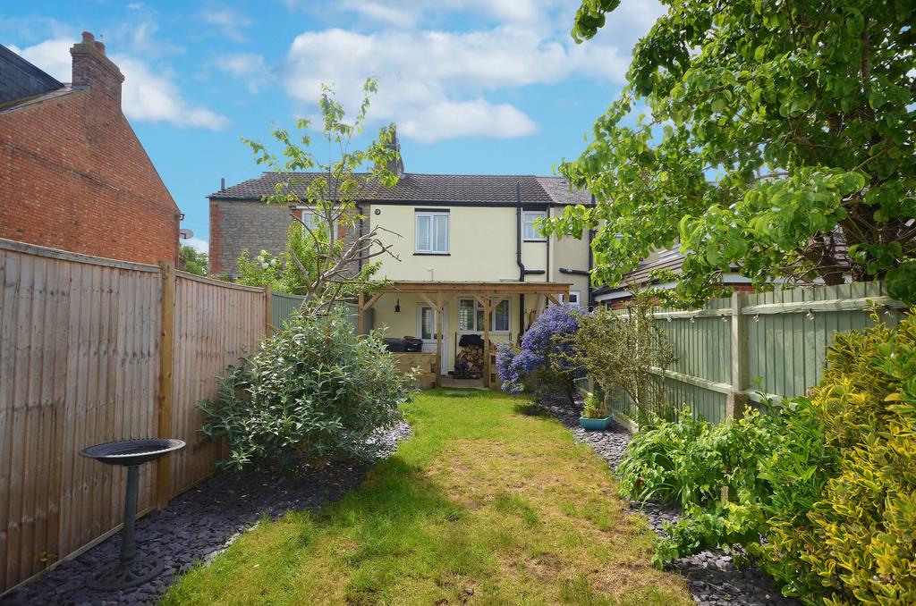East Street, Stanwick 2 bed terraced house - £250,000
